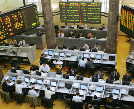 Gulf stocks rise on oil rebound; Egypt sees profit-taking